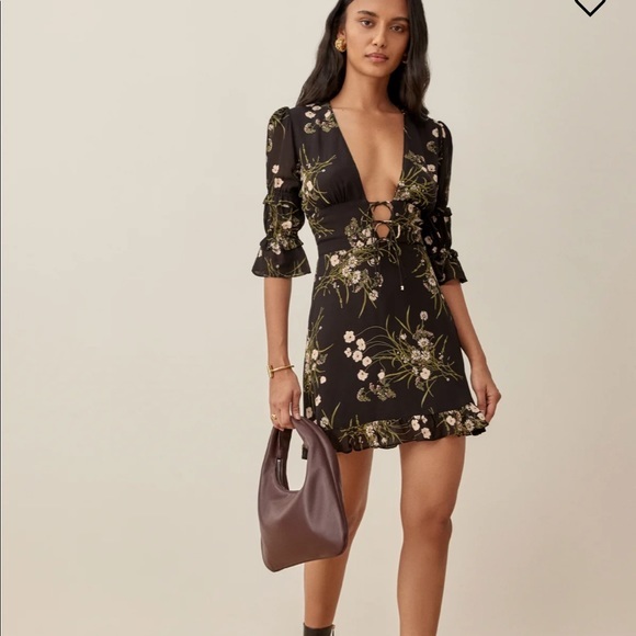 Reformation | Dresses | Reformation Laurelei Dress In Veuve New | Poshmark